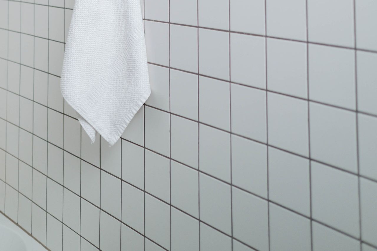 Interprom Kako se pravino fuguju pločice: proces korak po korak | Interprom Interprom